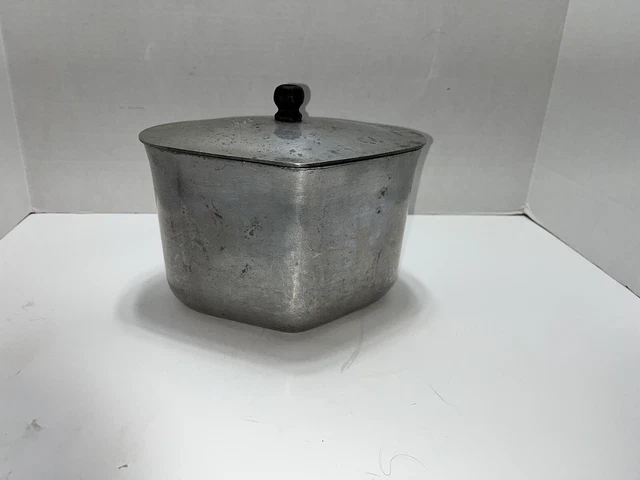 VINTAGE SUPER MAID Cookware Triangle Cast Aluminum Cooking Pot Heart ...