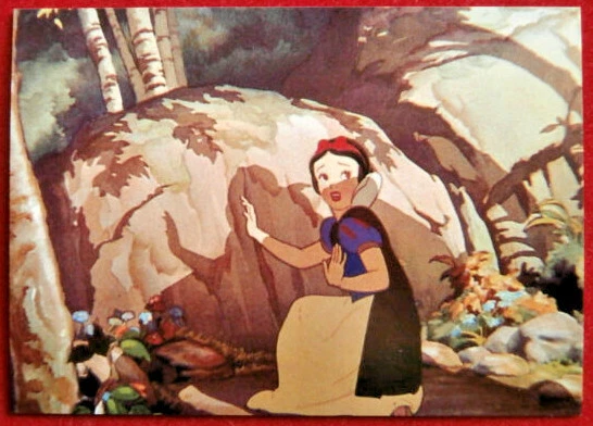 WALT DISNEY'S SNOW WHITE - Card #10 - SNOW WHITE TURNS AROUND JUST IN ...