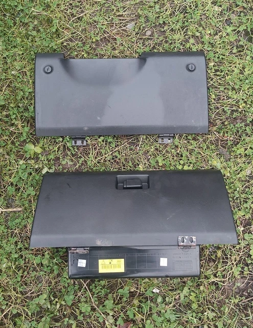 DISCOVERY 2 TD5 V8 Glove Box FUSE COVER Black Facelift Land Rover Used ...