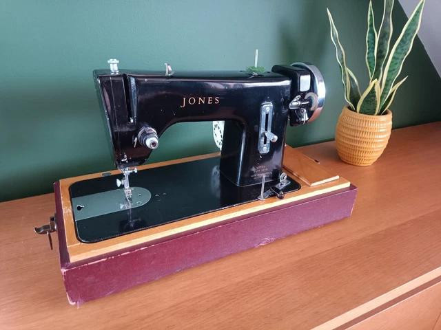 VINTAGE JONES MODEL C Semi Industrial Electric Sewing Machine, Sews ...