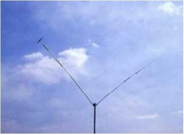 CREATE ANTENNA 730V-1A - Dipolo V 7/14/21/28/50 Mhz - Cornuta EUR 399,00 - PicClick IT