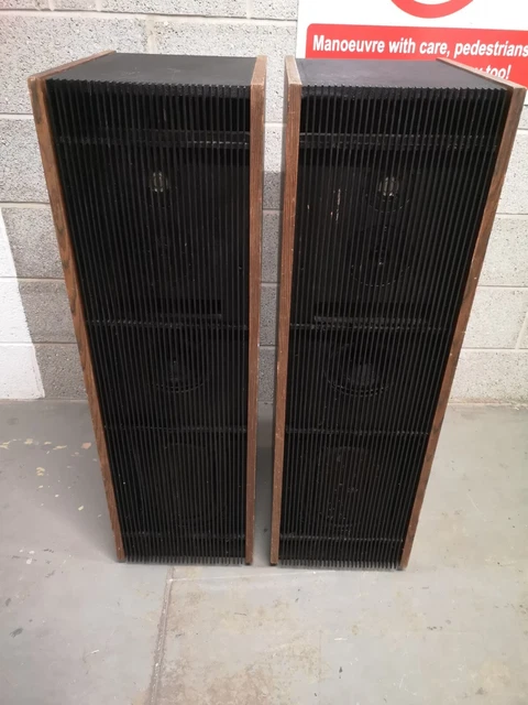 CAMBRIDGE AUDIO R50 Speakers With KEF Drivers, one Tweeter not working ...