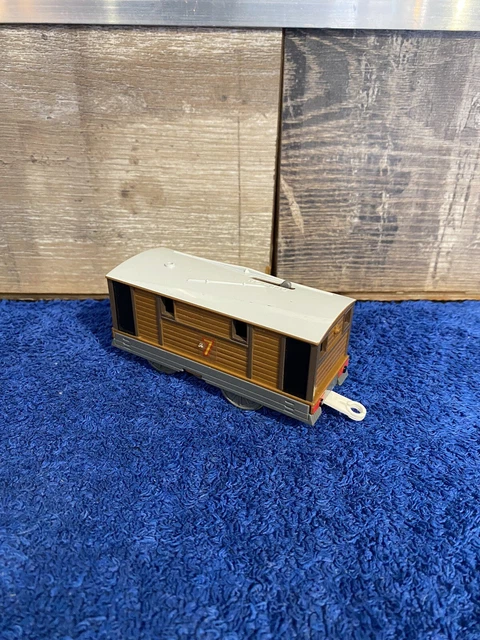 TOMY RARE MOTORISED Trackmaster Thomas& Friends Train Toby No 7 2005 ...