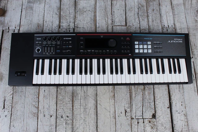 ROLAND JUNO-DS61 SYNTHESIZER 61 Key Velocity Sensitive Keyboard w Synth Action EUR 828,15 ...