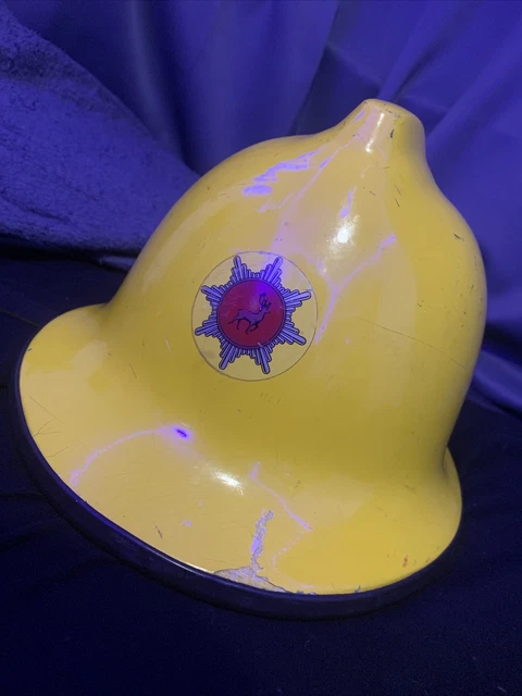 VINTAGE HERTFORDSHIRE FIRE and Rescue helmet was used during 1974-1991 ...