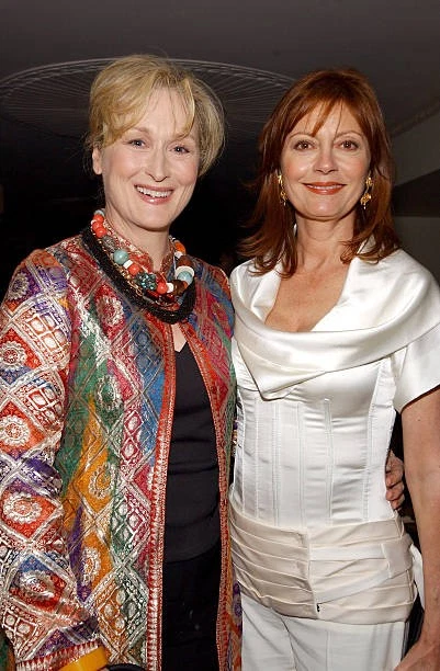 SUSAN SARANDON AND Meryl Streep 2002 Old Photo 1 $10.00 - PicClick AU