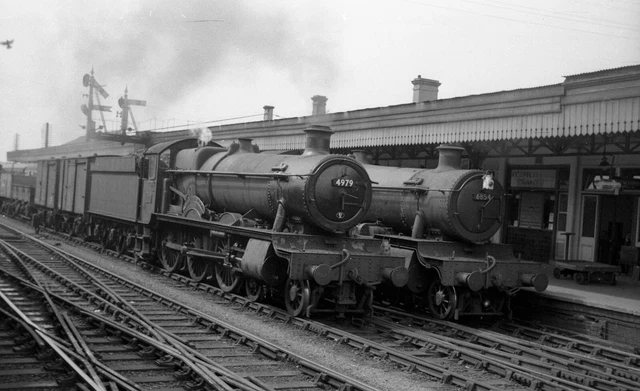 ORIGINAL 35MM NEGATIVE of 4979 and 6854 at Didcot .With copyright. £6. ...