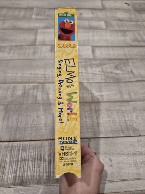 ELMO'S WORLD: SINGING, Drawing & More! (VHS, 2000) $15.00 - PicClick CA