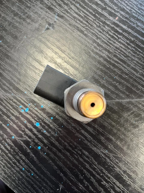 BMW E61, E60,E90,E91,E92, E87,E46 M47 M57 Kraftstoffschiene Drucksensor ...