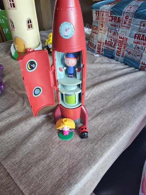 BEN & HOLLY'S Little Kingdom Ben Elf Space Rocket Inc Figures £16.00 ...