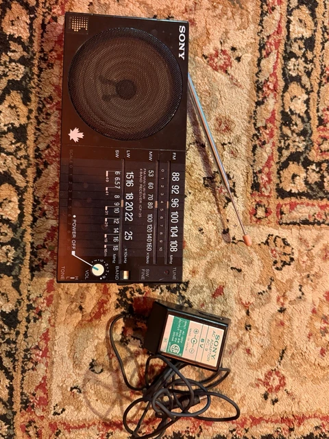 SONY ICF 35 Portable Radio Multiband Vintage 90s FM, MW, LW, SW Rare ...