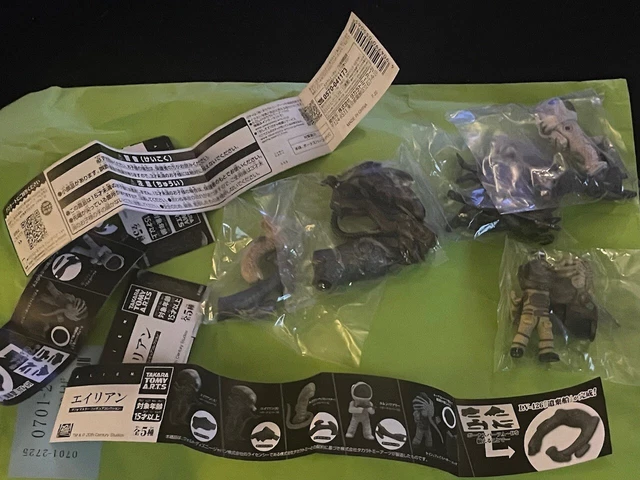 SET TOMY ALIEN Aliens Giger's space ship Ripley Kane Facehugger ...