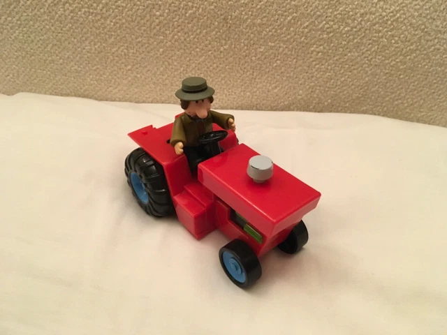 POSTMAN PAT TRACTOR And Alf Thompson Figure - See Description £19.99 ...