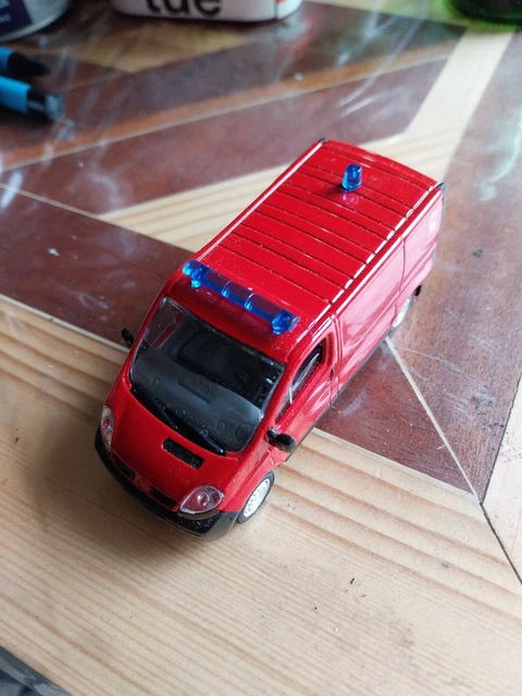 SOLIDO MADE IN France 2002 Renault Trafic Sapeurs Pompiers Sd18 1/50 EUR 14,00 - PicClick FR