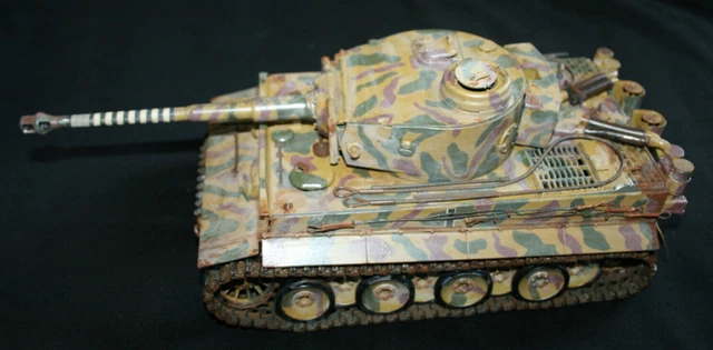 BUILT TAMIYA TIGER I Tank 1:25 scale model with internal detail, motors ...
