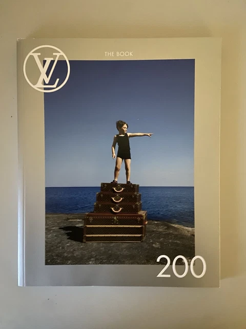 AUTHENTIC LOUIS VUITTON LV Magazine THE BOOK 200 £11.12 - PicClick UK