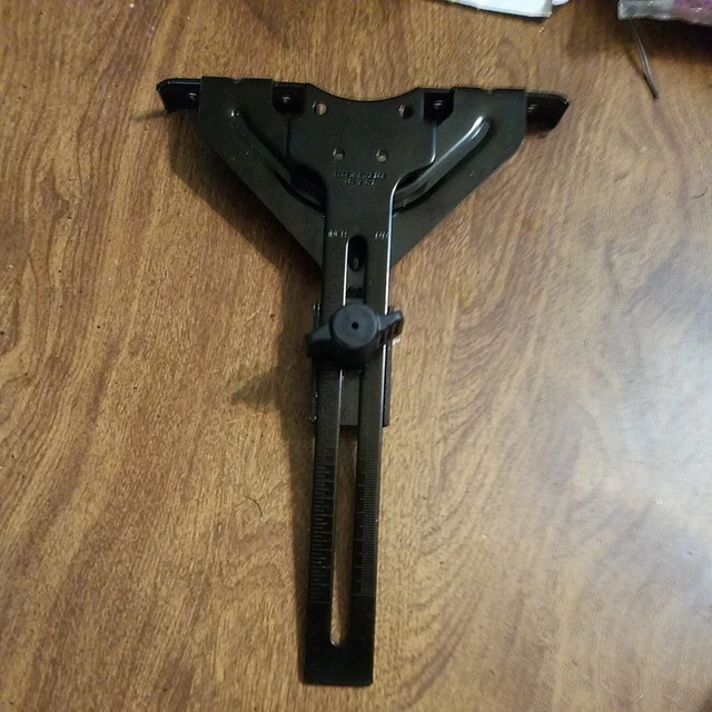 DEWALT PRECISE ROUTER Edge Guide for Fixed Base Compact Router DWP611 ...