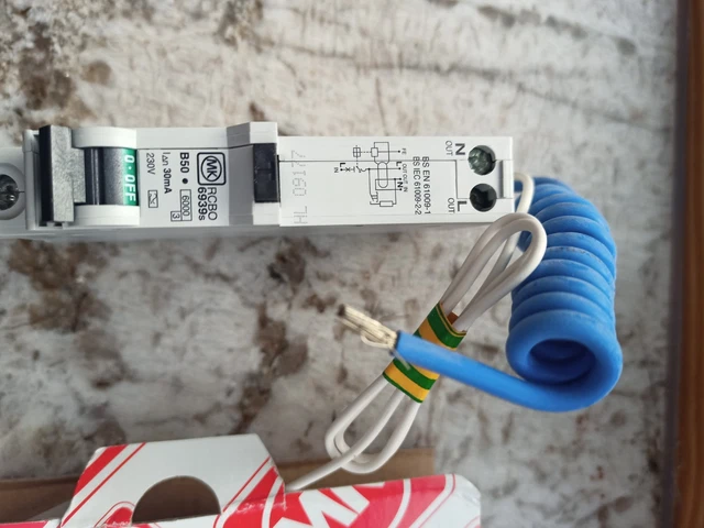MK SENTRY RCBO, 50A, 30mA Trip, 230V, B Type, 6kA Single Pole, Single ...