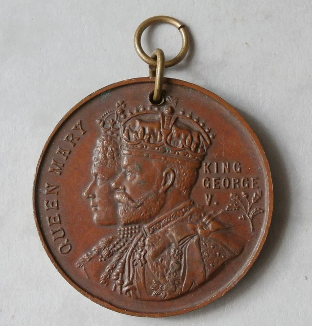 ANTIQUE KING GEORGE V & Queen Mary Coronation Medallion 1911 Borough Of ...