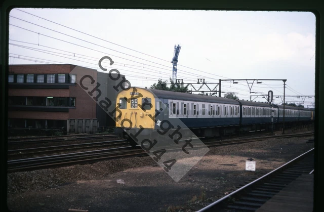 CLASS 302 302206 seen at Romford in 1981. £2.80 - PicClick UK