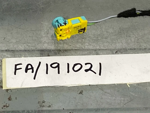 (AS) MERCEDES BENZ W253 Glc Class Wiring Loom Plug Connector ...