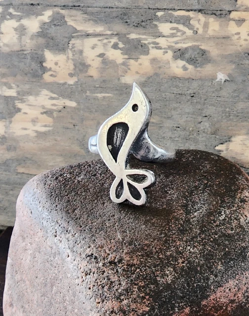 RETIRED JAMES AVERY Vintage La Paloma Dove Ring Vintage Neat Piece retired-james-avery-vintage-la-paloma-dove-ring-vintage-neat-piece