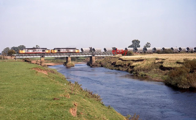 ORIGINAL MED FORMAT slide BR Class 37 no.37517/514 Redmire line +rights ...