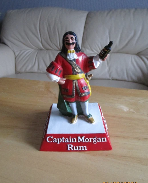 CAPTAIN MORGAN RUM plastic advertising figure - 4.75" (12cm) tall £10. ...