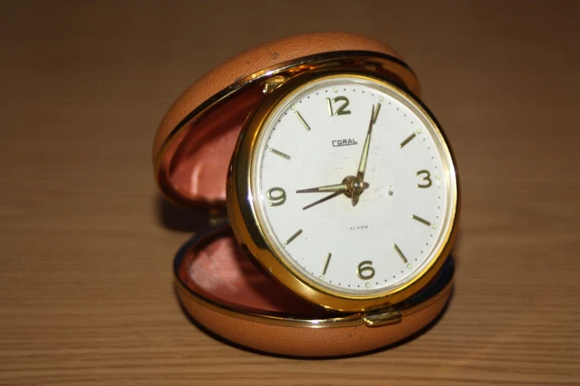 VINTAGE COLLECTABLE CLOCK - Coral - Travel Alarm Clock - Round Light ...