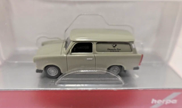 HERPA 1:87 - Trabant 601 Universal Transporter "Deutsche Post" - grau ...