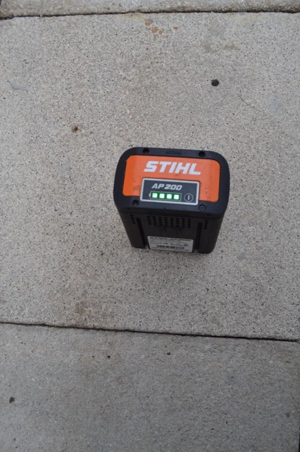 STIHL AP 200 Lithium-ion 187 Wh Cordless Battery Pack 36v , 4.8Ah £99. ...