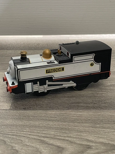 THOMAS THE TANK Engine & Friends Trackmaster REVOLUTION FEARLESS ...