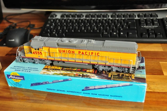 BOXED ATHEARN SD40-T-2 Power Union Pacific Diesel Locomotive HO Scale 4507, 4555 £60.00 ...