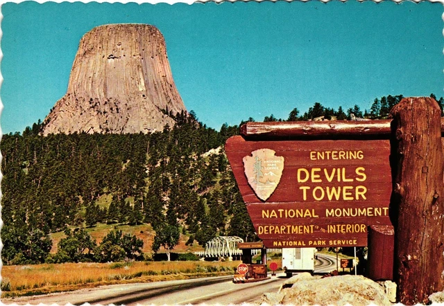 VINTAGE POSTCARD 4X6- Devils Tower National Monument, WY UnPost 1960 ...