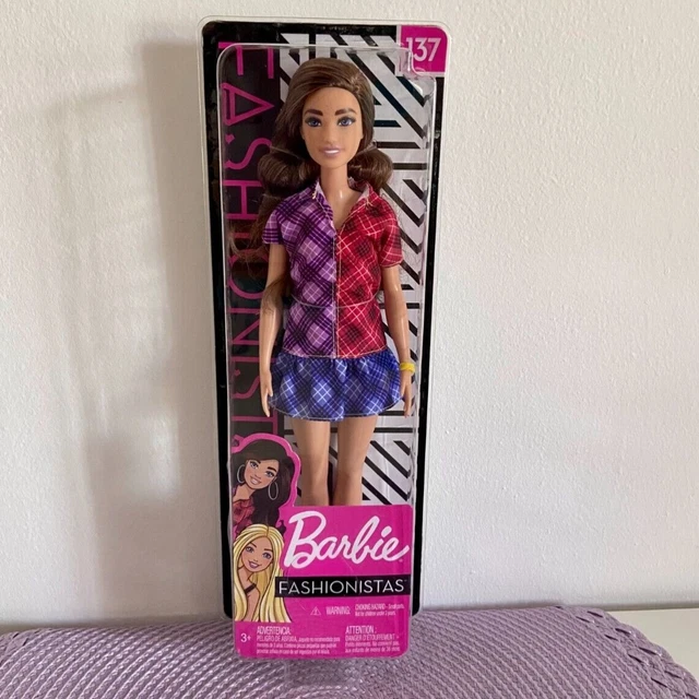 BARBIE FASHIONISTAS #137 2019 NRFB Mattel New FBR37 GHW53 EUR 30,00 ...