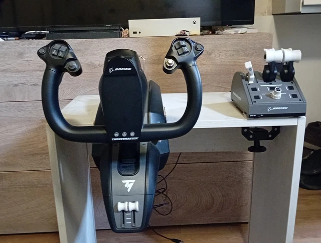 THRUSTMASTER TCA YOKE Pack Boeing Edition Controller per Microsoft Xbox ...