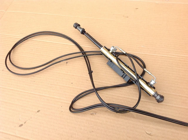 MERCEDES SLK R171 Boot Lid Lift Strut Hydraulic Cylinder Sensor Right ...