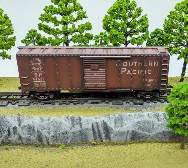 HO SCALE CUSTOM Painted Weathered Train Car Box Freight Car Southern ...