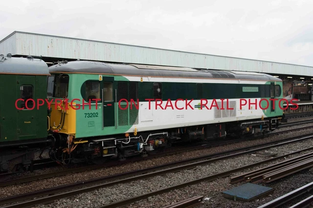 UK RAILWAY PHOTOGRAPH Of Class 73 73202. Rm73-568 £1.70 - PicClick UK