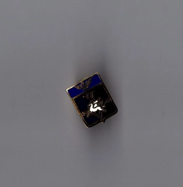 PIN'S ARMÉE / Insigne aéronaval - flotille 31F (EGF doré signé GF ...