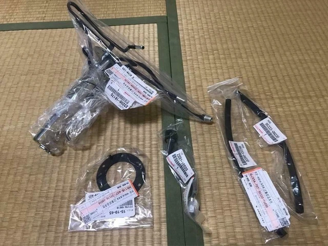 TOYOTA GENUINE AE86 Corolla LEVIN TRUENO Fuel Pump Bracket Gasket Hose ...