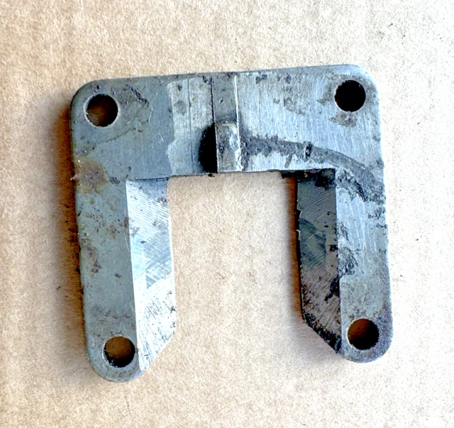 TRIUMPH PRE UNIT Gearbox Gear Change Guide Plate.5T 6T T100 T110 T120 ...