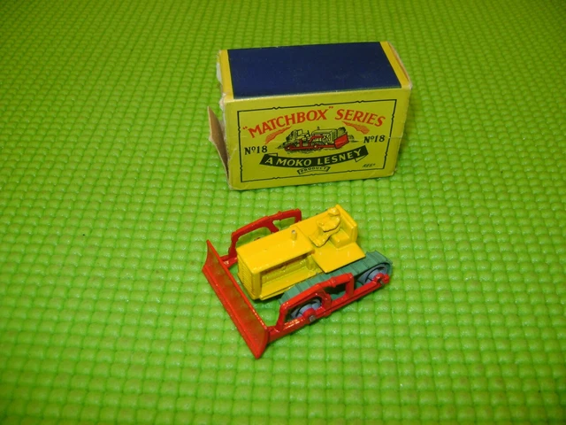 MATCHBOX SERIES 18 Caterpillar Bulldozer En Boite D'origine EUR 50,00 ...