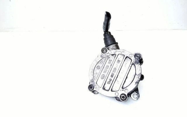 MERCEDES-BENZ C W204 vacuum pump A6462300265 2.20 diesel 125kw 2010 ...
