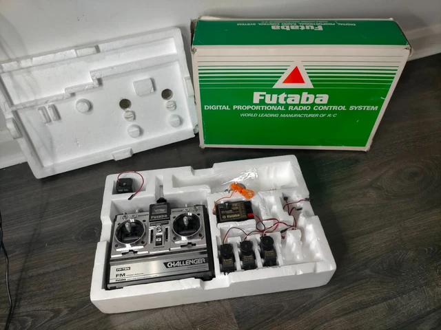 FUTABA CHALLENGER TRANSMITTER Controller set receiver servo tank heli ...