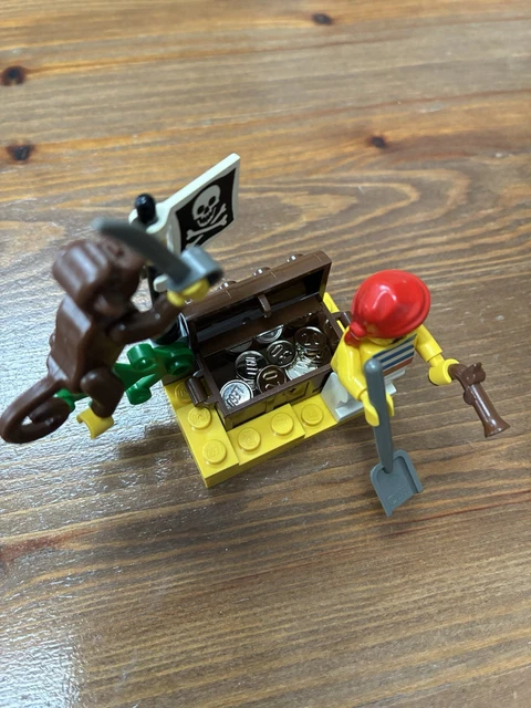 LEGO 6235 BURIED Treasure Building Set with Instructions £8.66 ...