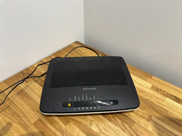 TECHNICOLOR TG589VAC MODEM Router Black Wireless Dual-Band Wi-Fi USB 4 ...