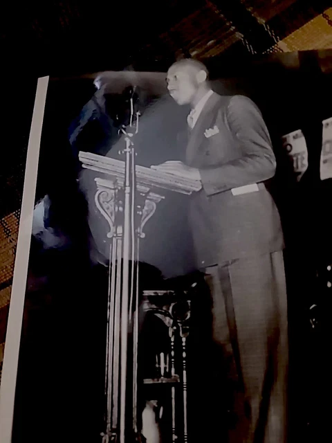 1936 OLYMPIC GOLD Medal Sprinter Jesse Owens Republican Convention ...