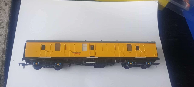 BACHMANN 39-190 BR Mk1 BG Brake Gangwayed Generator Van Network Rail ...