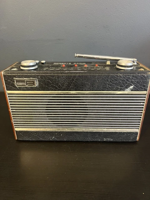 VINTAGE ROBERTS R800 Portable Transistor Radio Retro 80's Tested ...